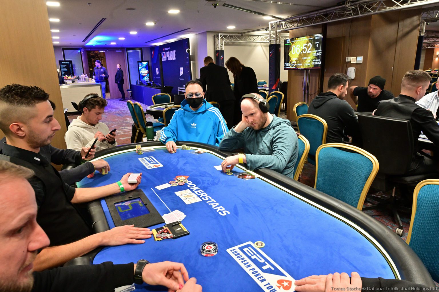 Understanding ‘The Cutoff’ in poker - PokerStars Learn UK